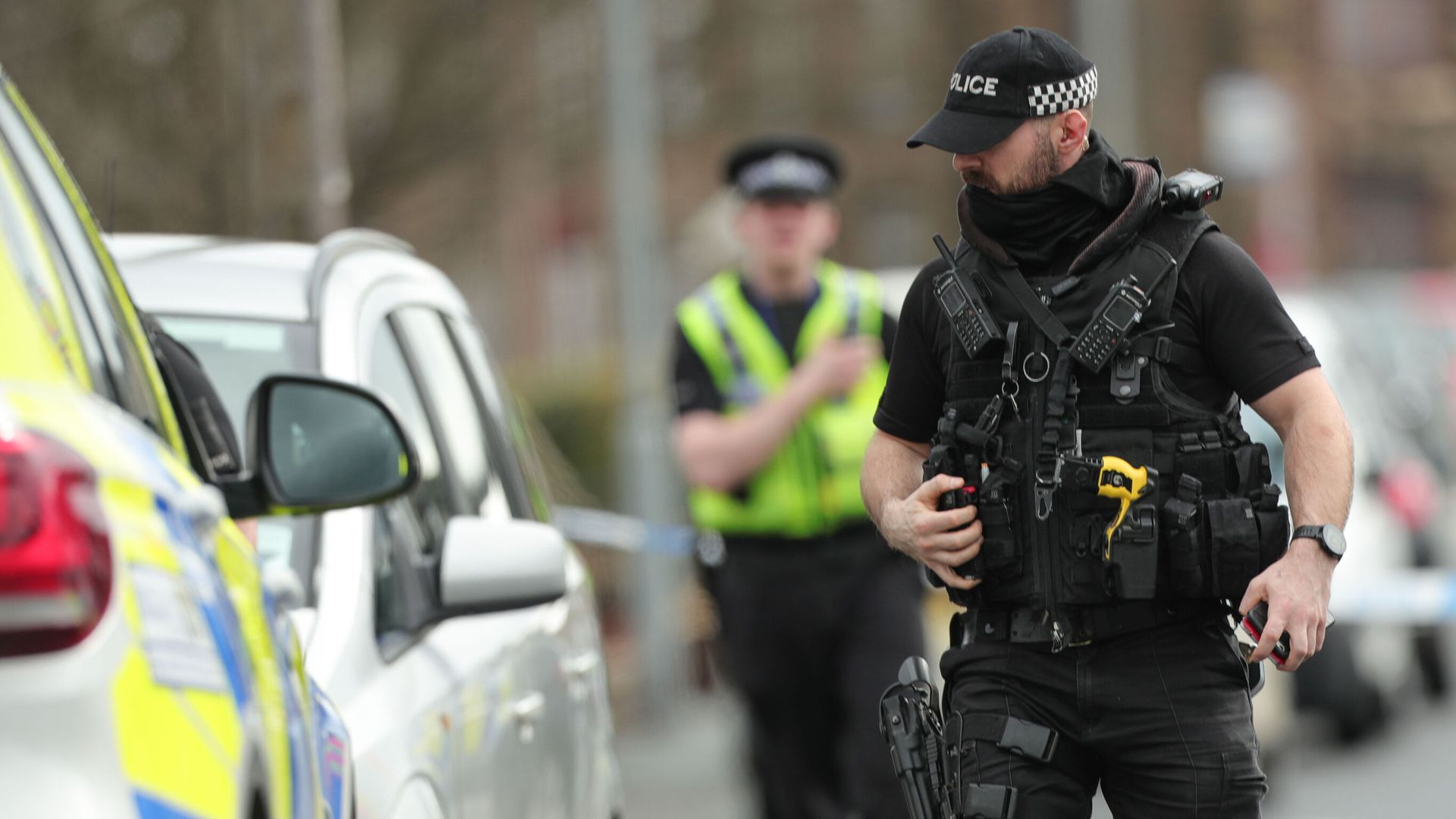 Counter-terrorism police arrest four men in locations across England – BRFM