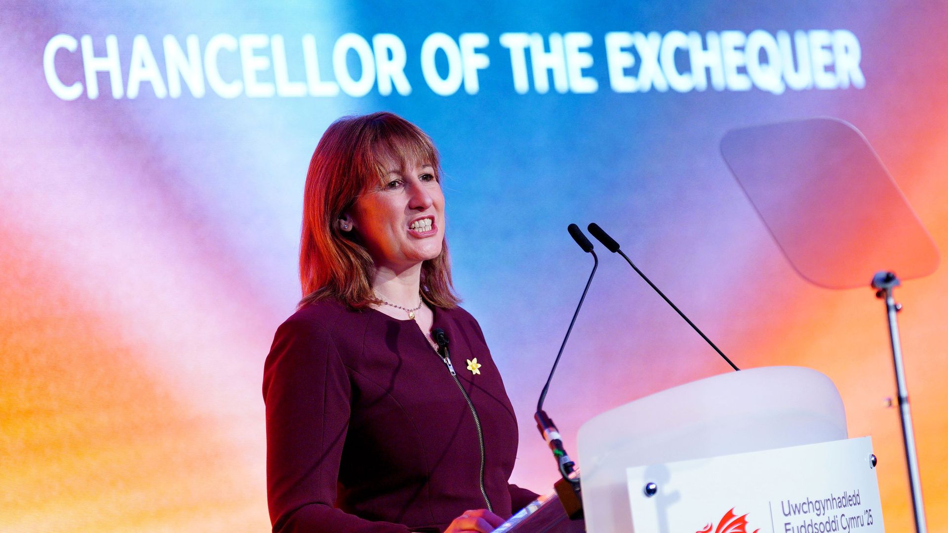 Rachel Reeves between a rook and a hard place after chess row – BRFM