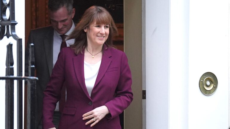 Reeves’s cash ISA reforms ‘doomed to fail’, AJ Bell chief warns – BRFM